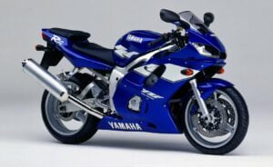 The Ultimate Yamaha R6 Buyers Guide: "No Compromises" - Motofomo