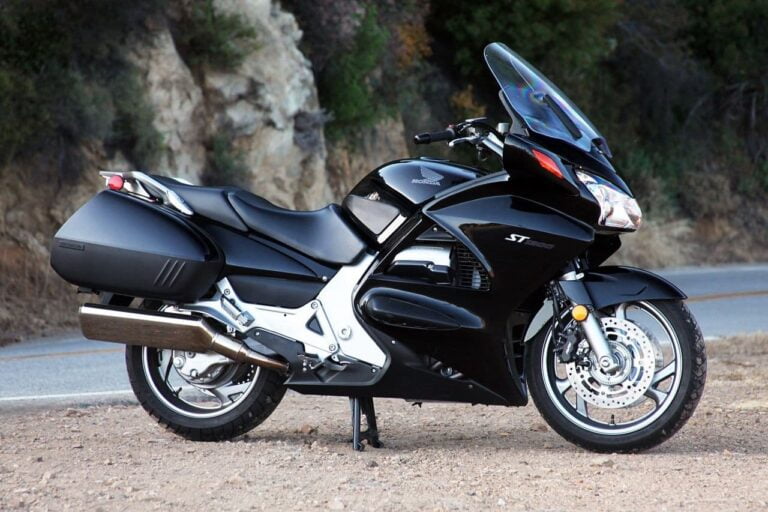 All the V4 Motorcycles You Can Actually Buy - Motofomo