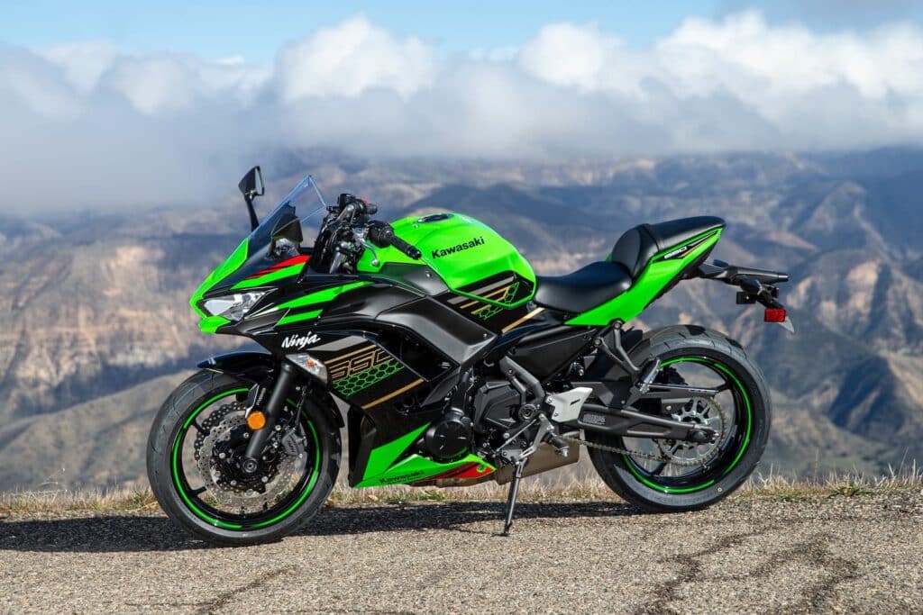 Honda VFR800 8th Gen Review - Reviewing A Cult Bike