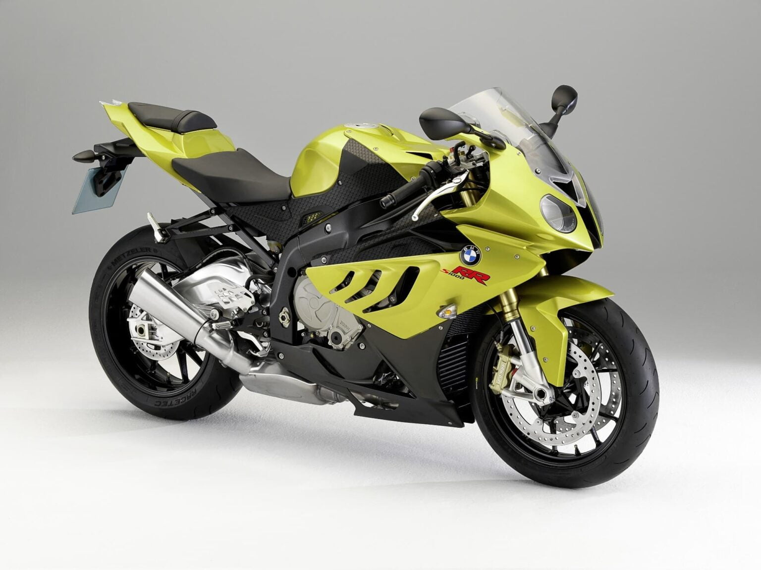 BMW S 1000 RR Buyer's Guide — Speed + Sensibility (MY2023)
