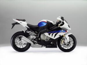 BMW S 1000 RR Buyer's Guide — Speed + Sensibility (MY2023)