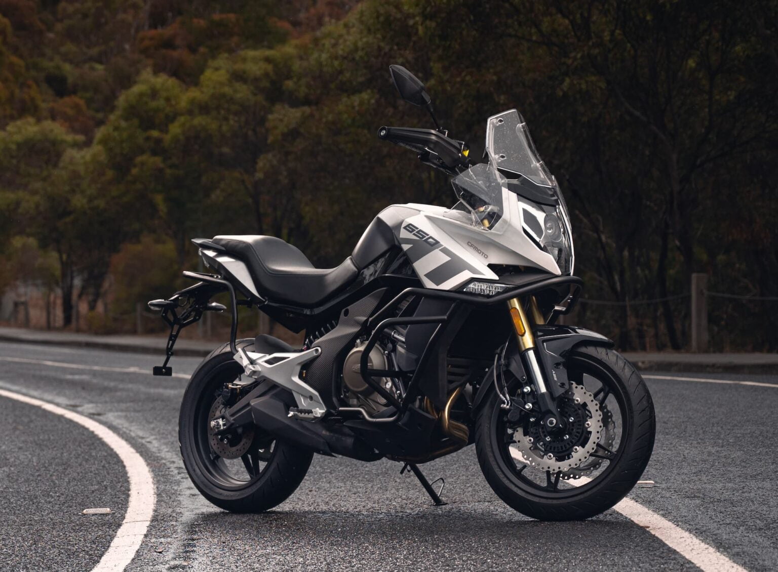 All the Motorcycles with Cruise Control — Cheap to Premium