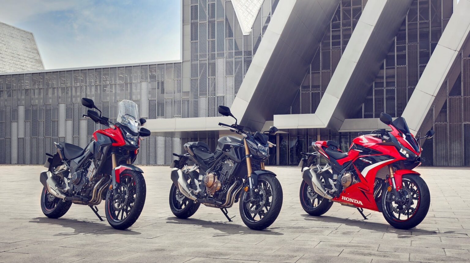 All About the Honda CBR500R: Pint-Sized Beauty