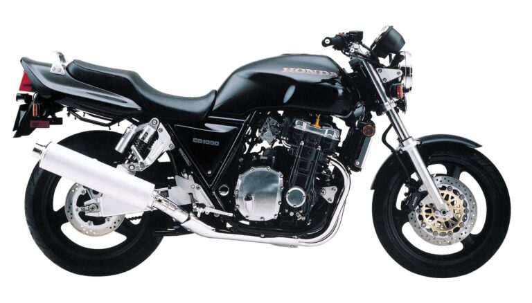 Honda CB1000R Buyers Guide: Great Bike in a Tough Crowd