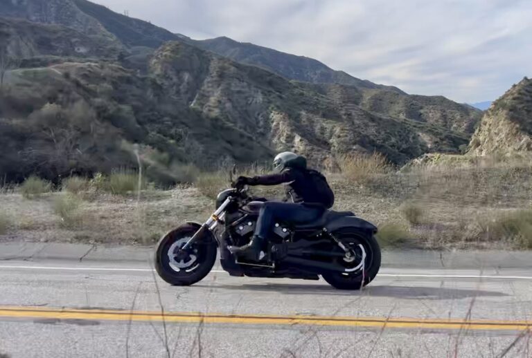 The Harley-Davidson V-Rod: Built like a Steakhouse