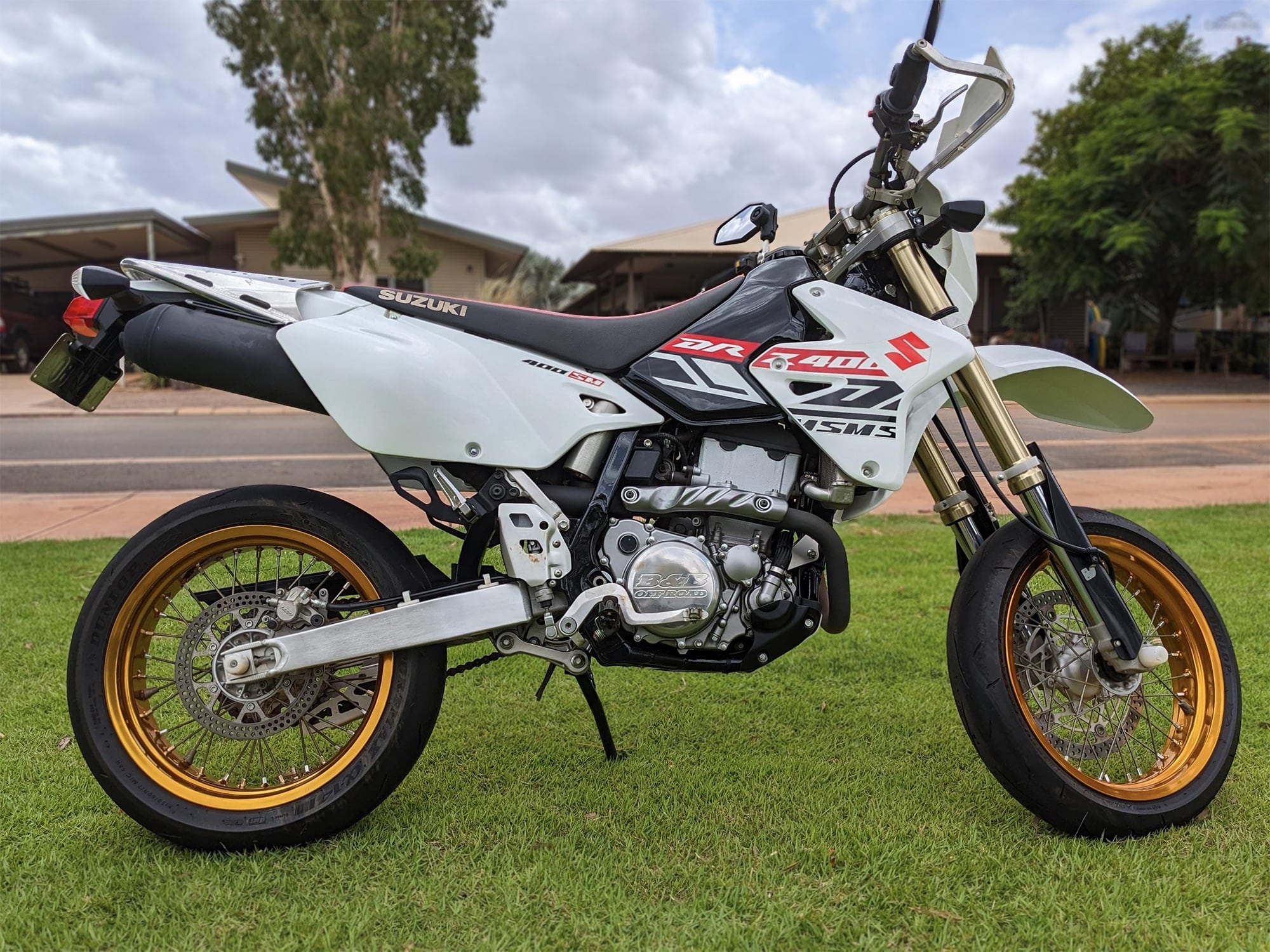 The Joy of the Beater Bike - Motofomo