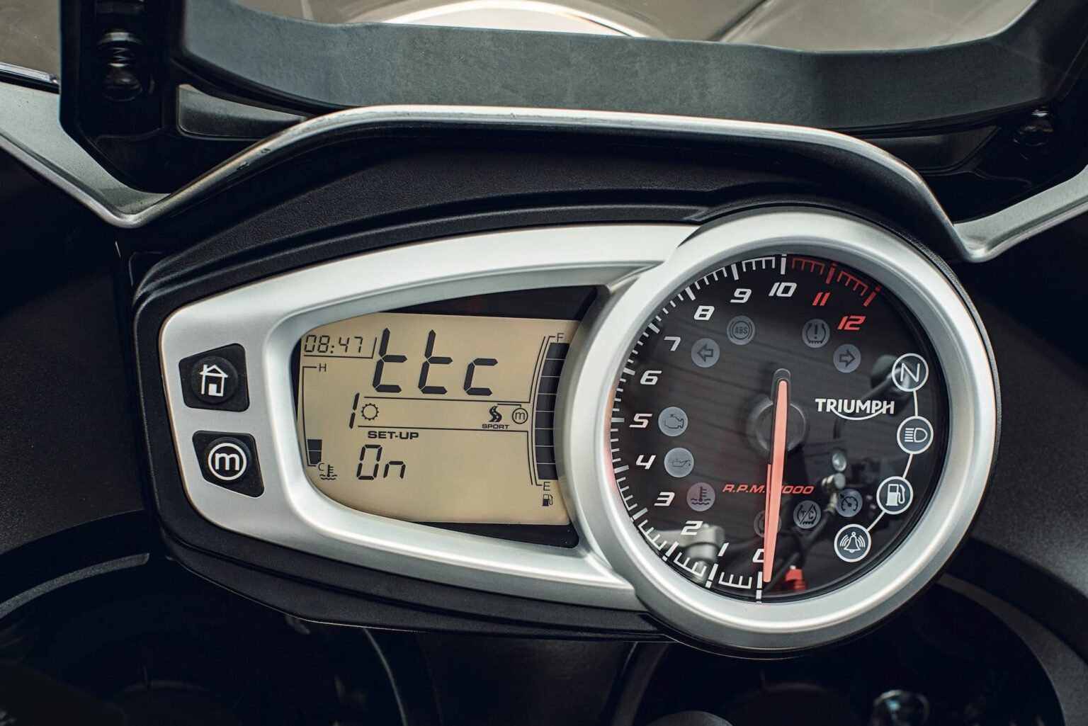 Triumph Tiger Sport (1050) Review — What I Like About You! - Motofomo